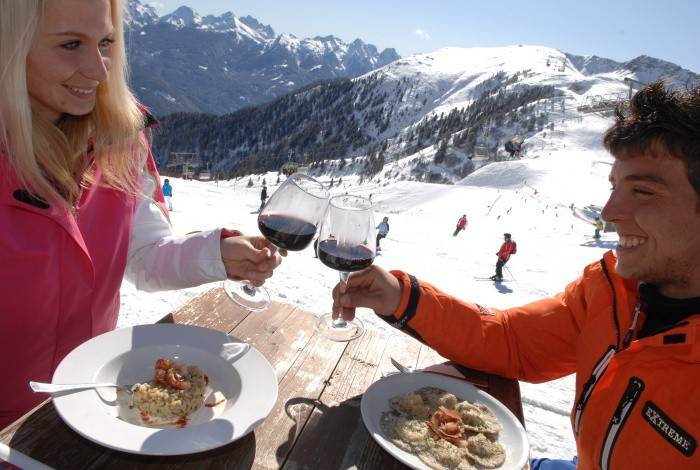 dovolená Tesero - Itálie 2025-2026 | zima.ludor.cz